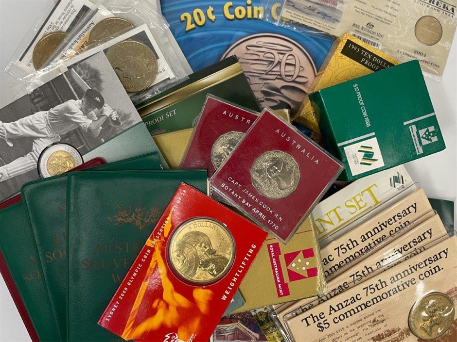 Approx. 25 x Royal Australian Mint coins & coin sets Auction (0458 ...