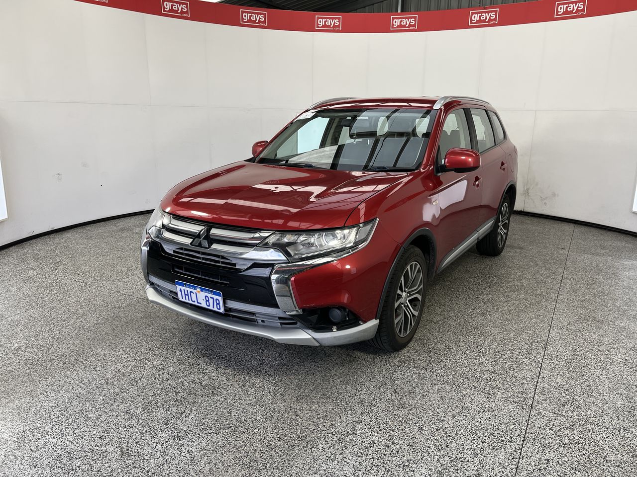 2017 Mitsubishi Outlander ES 2WD ZL CVT 7 Seats Wagon Auction (0001 ...