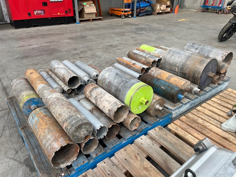 3 pallets of concrete core Attachments Auction (0018-3036366) | Grays ...
