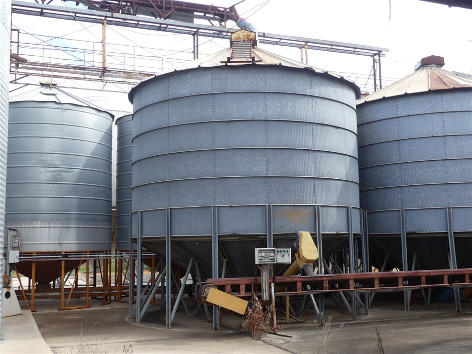 Grain Silo ( Stand Alone ) Auction (0129-5060918) | Grays Australia