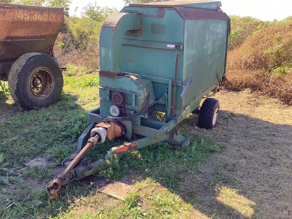 Turf Vacuum Auction (0033-7059113) | Grays Australia