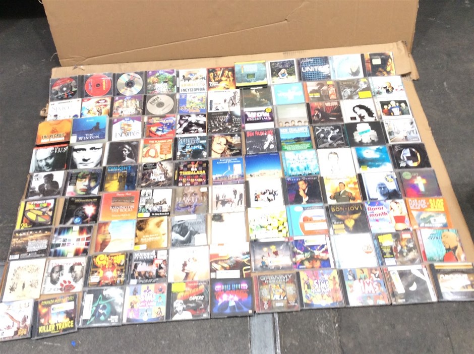Mixed Different types of movie DVDs (Lot of 99) Auction (0001-2571993 ...