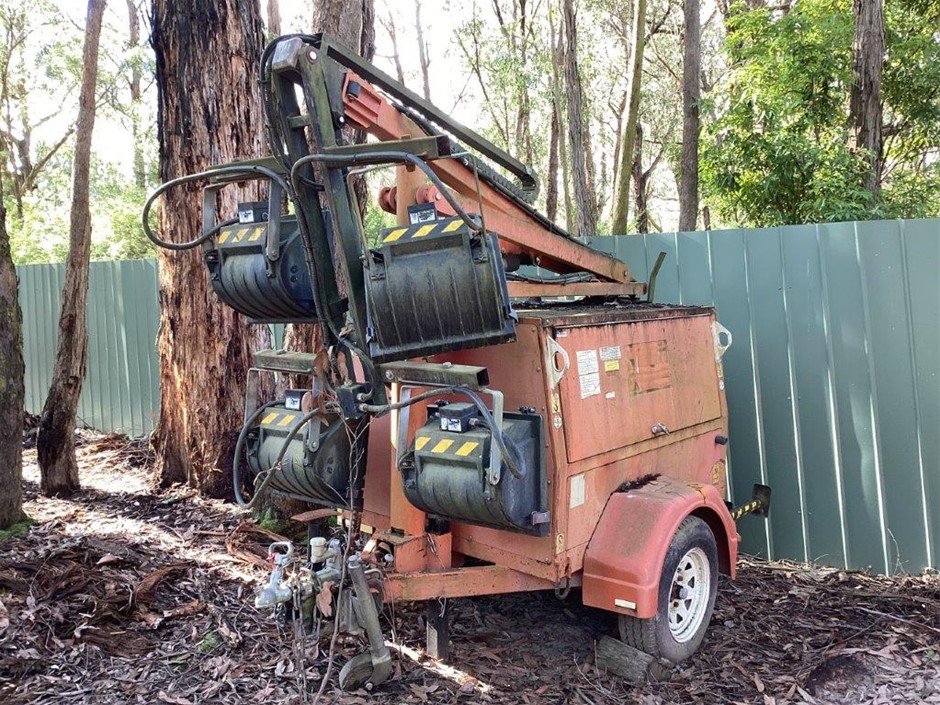 JLG Mobile Light Tower with 8.5 kVA Generator Auction (0012-3034782 ...