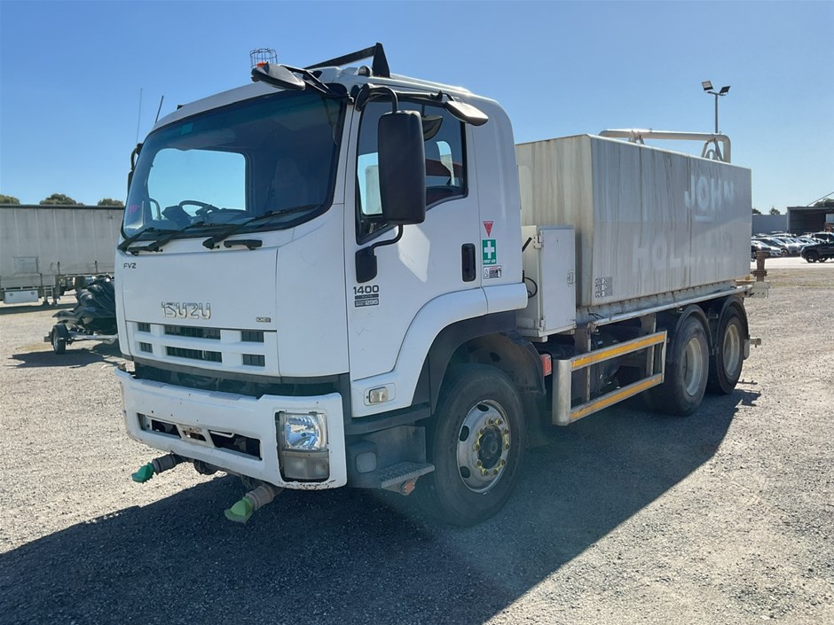 2008 Isuzu FH FVZ 6 x 4 Water Truck Auction (0014-3035019) | Grays ...