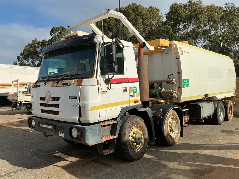 2013 Tatra Terrno1 8 x 8 Water Truck Auction (0001-9063053) | Grays ...