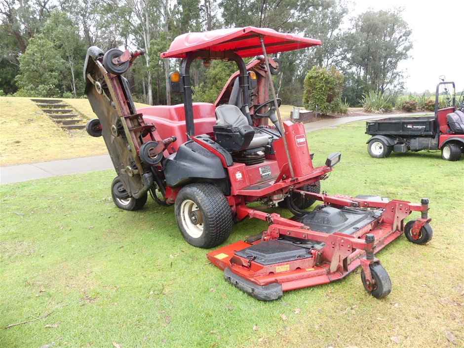 Toro Ground Master 5900 4 Series Mower Auction (0014-5060976) | Grays ...