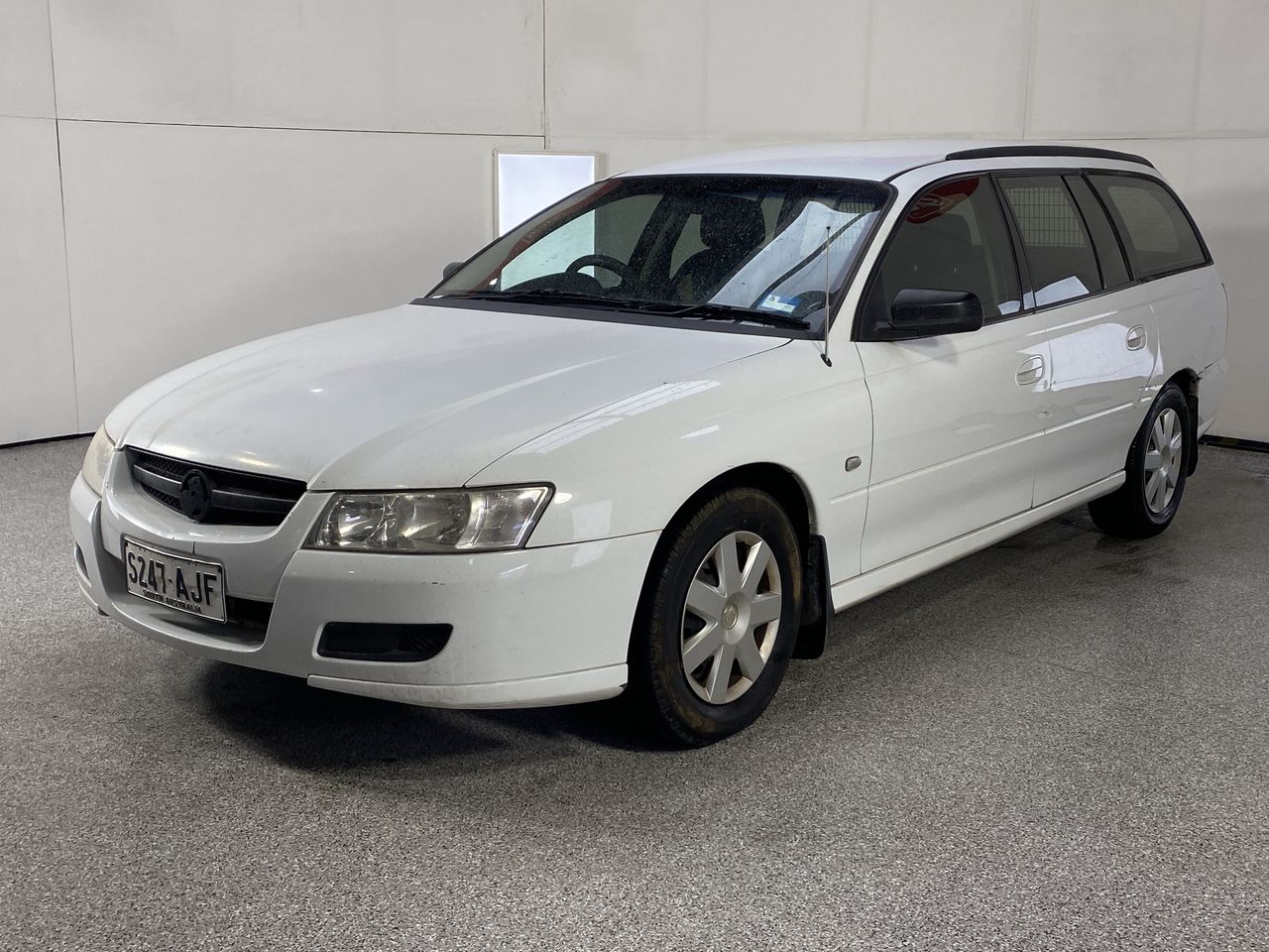 2007 Holden Commodore Executive VZ Automatic Wagon Auction (0001 ...