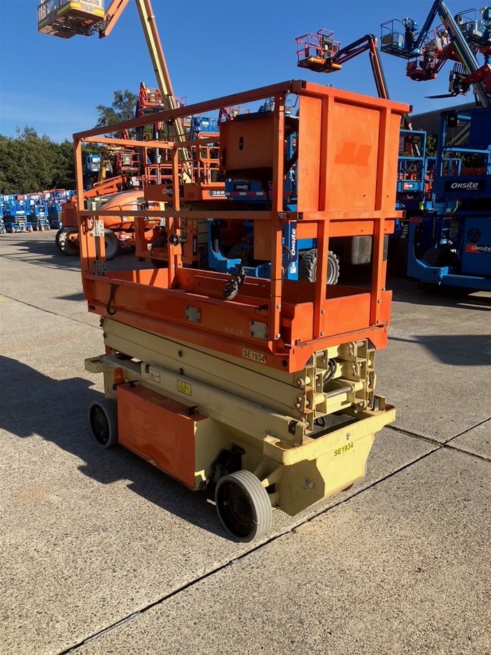 2015 JLG R6 Scissor Lift - 19ft (5.7m) - Electric Auction (0011-5061005 ...