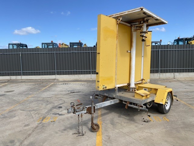 2012 Bartco VMS400 Single Variable Message Sign Trailer Auction (0107 ...