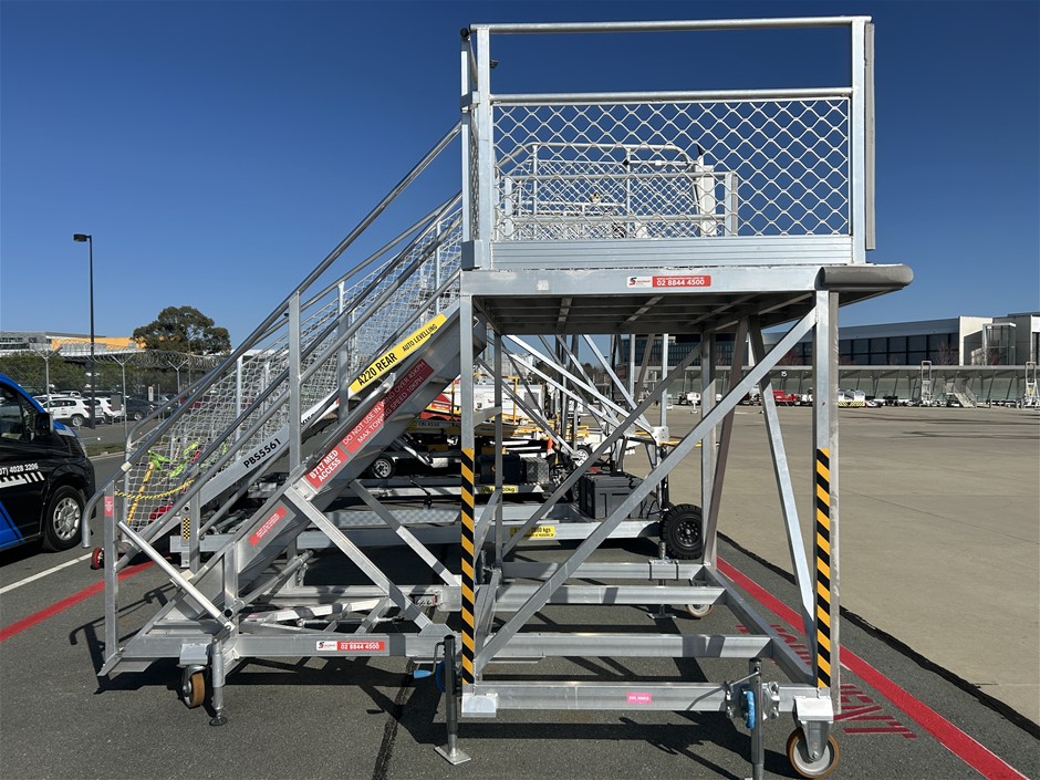 B17 MED Engineer Access Platform Auction (0002-5061281) | Grays Australia