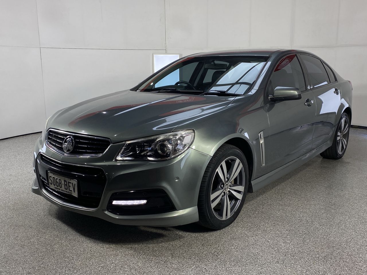 2015 Holden Commodore SV6 VF Automatic Sedan Auction (0001-60049116 ...