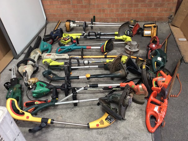 Ryobi Mixed Brand and Model Power Tools Horticultural Tools Auction ...
