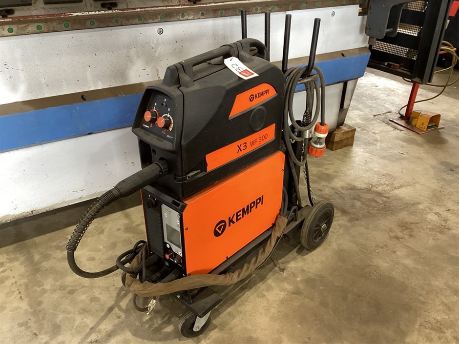 Kemppi X3 Power Source 500 Mobile Mig Welder Auction (0032-5061370 ...