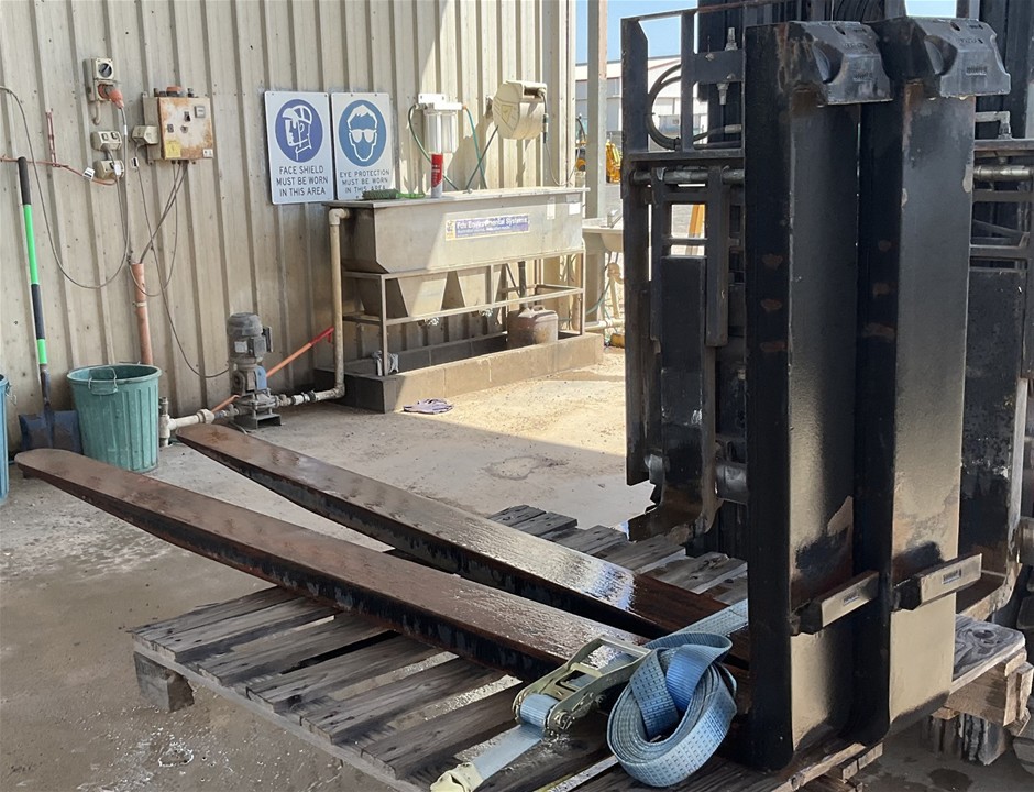 1x Set of Forklift Tynes Auction (0092-7060967) | Grays Australia