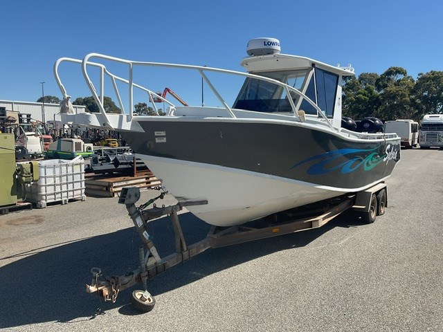 Power Boat Auction (0001-70010320) | Grays Australia