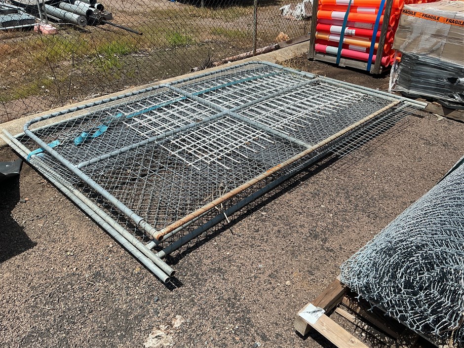 Gate/Fence Sections Auction (0171-8021582) | Grays Australia