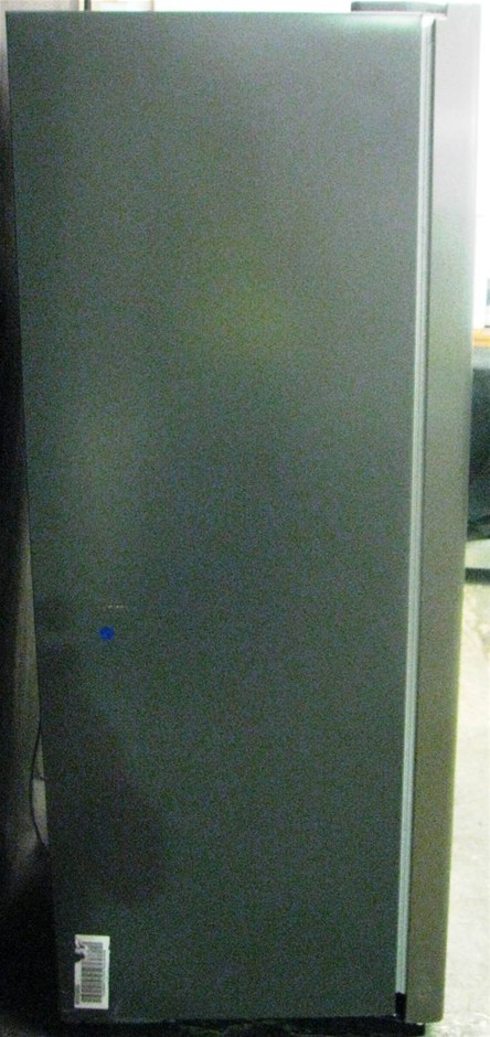Westinghouse 606L Side by Side Refrigerator. Model: WSE6100SA. ORP ...