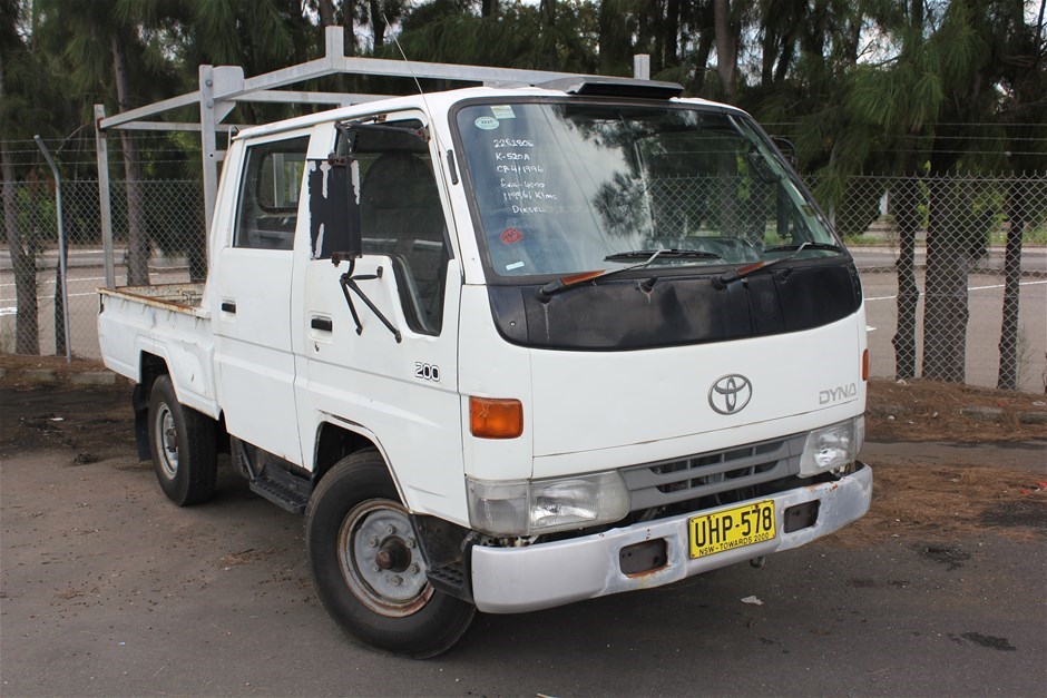 Toyota Dyna 200 4X2 Dual Cab chassis Auction (0001-5013300) | Grays ...